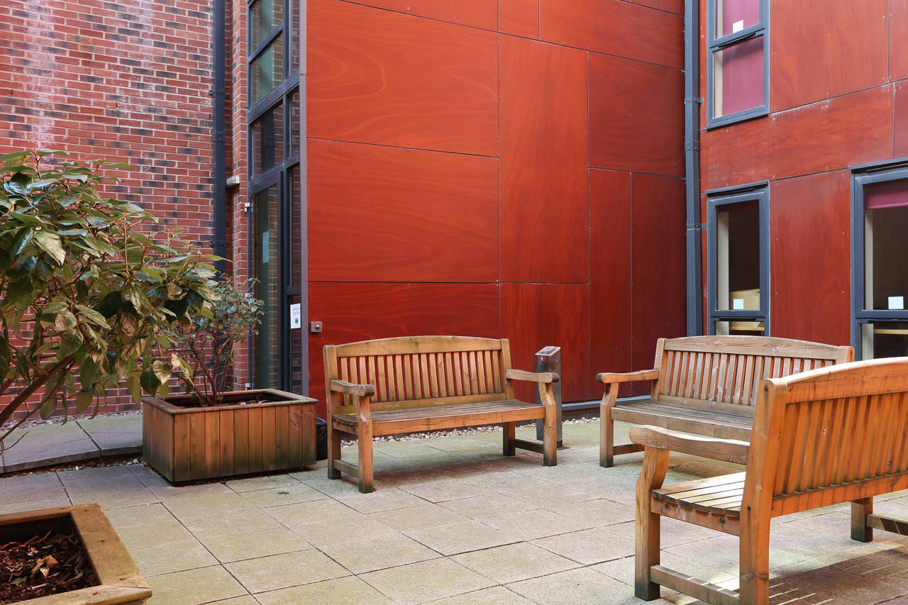 Rockingham House Student Housing • Student.com