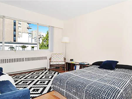 University of Ottawa Student Housing • Student.com