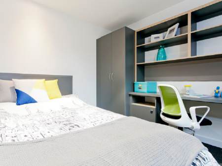University of Glasgow Student Housing • Student.com