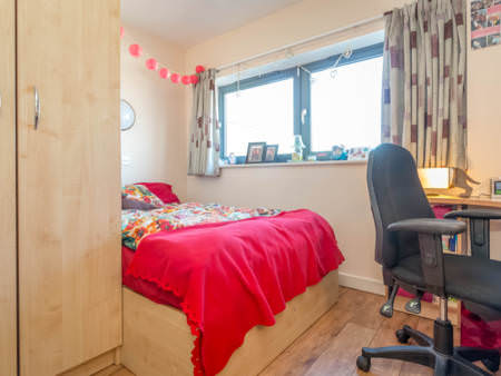 University of Liverpool Student Housing • Student.com