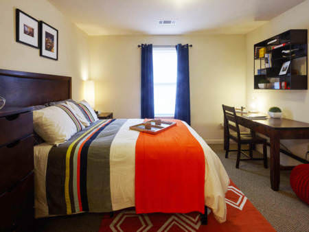 University of Louisville Student Housing • Student.com
