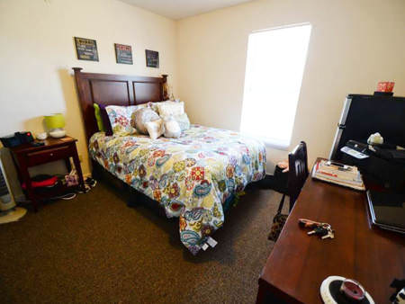 University of South Alabama Student Housing • Student.com